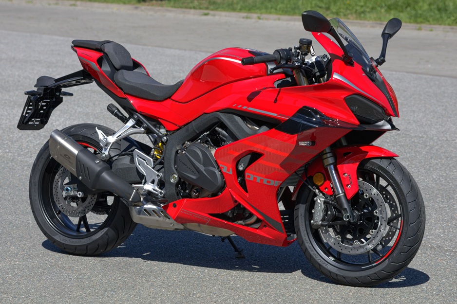 SRK 800 RR (2026) - QJ Motor