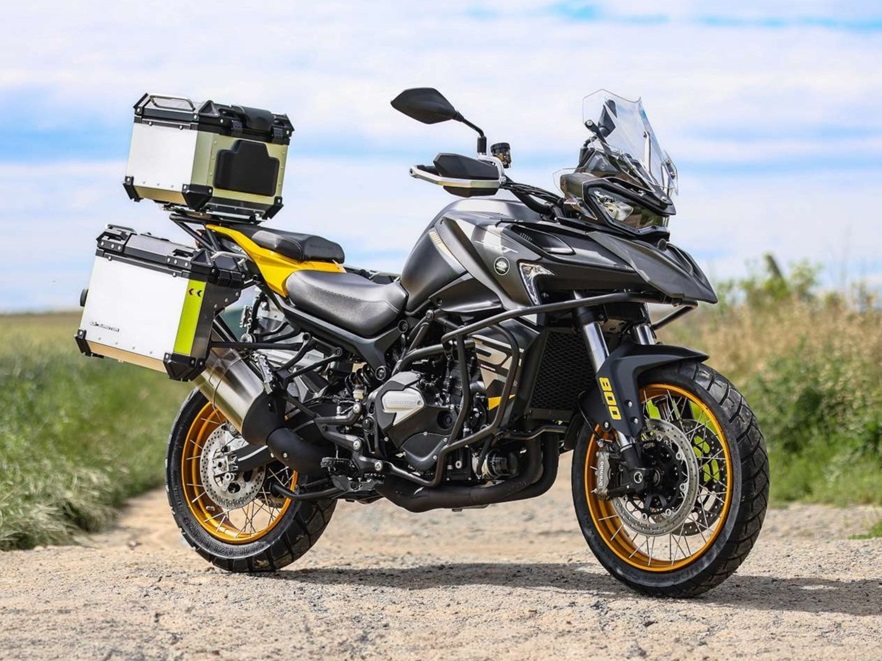 SRT 900 SX - NOVINKA - QJ Motor