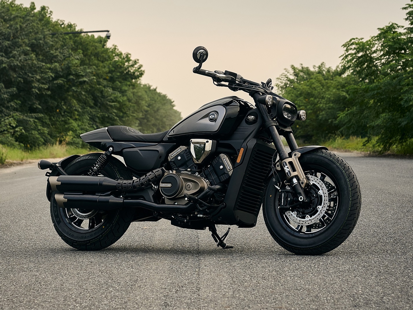 SRV 600 V (2026) - QJ Motor